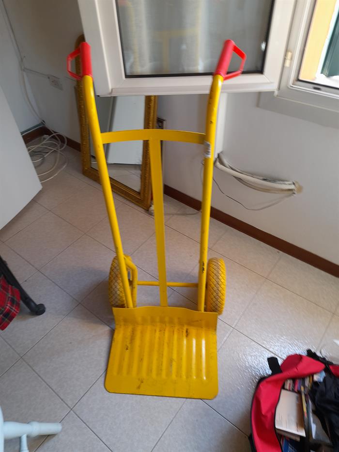 CARRELLO