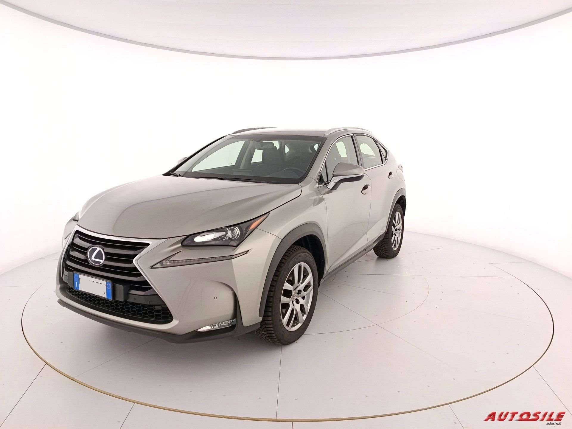 Lexus NX 300Hybrid 4WD Icon