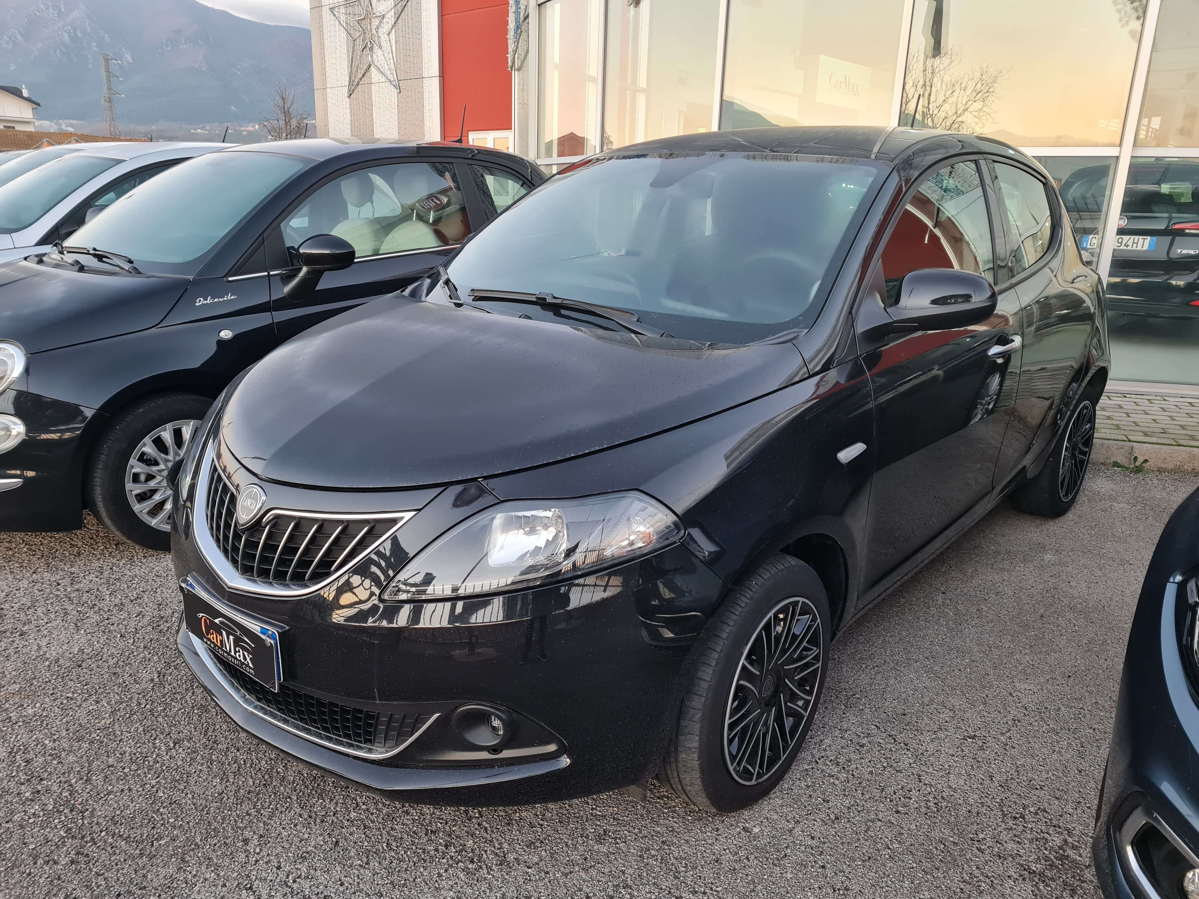 Lancia Ypsilon1.0 Hybrid 70CV Gold **PARI AL NUOVO**