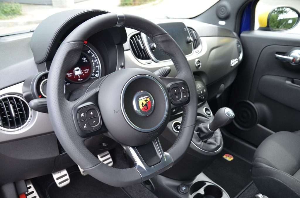 Abarth 595C 1.4 Turbo T-Jet 160 CV Pista