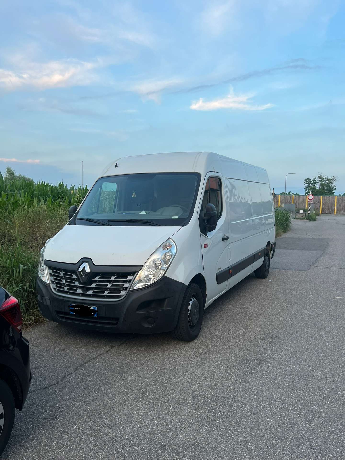 Trucks-Lkw RenaultRENAULT MASTER 2.3 135 cv Bi Turbo