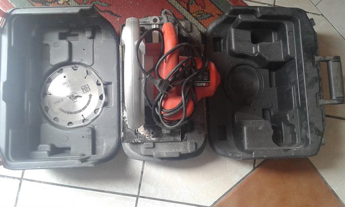 SEGA CIRCOLARE BLACK & DECKER