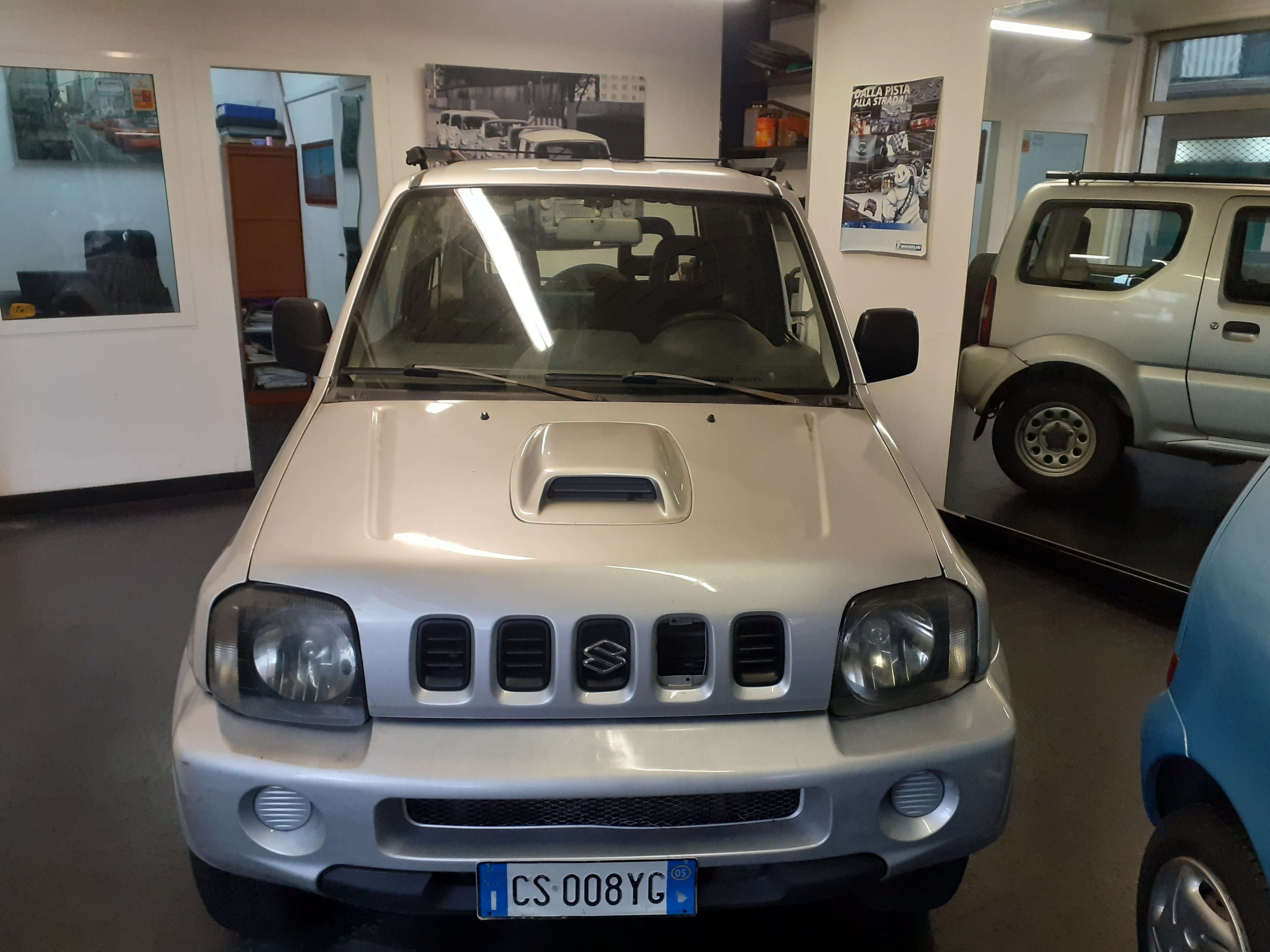 Suzuki JimnyJimny 1.5 ddis td 4wd