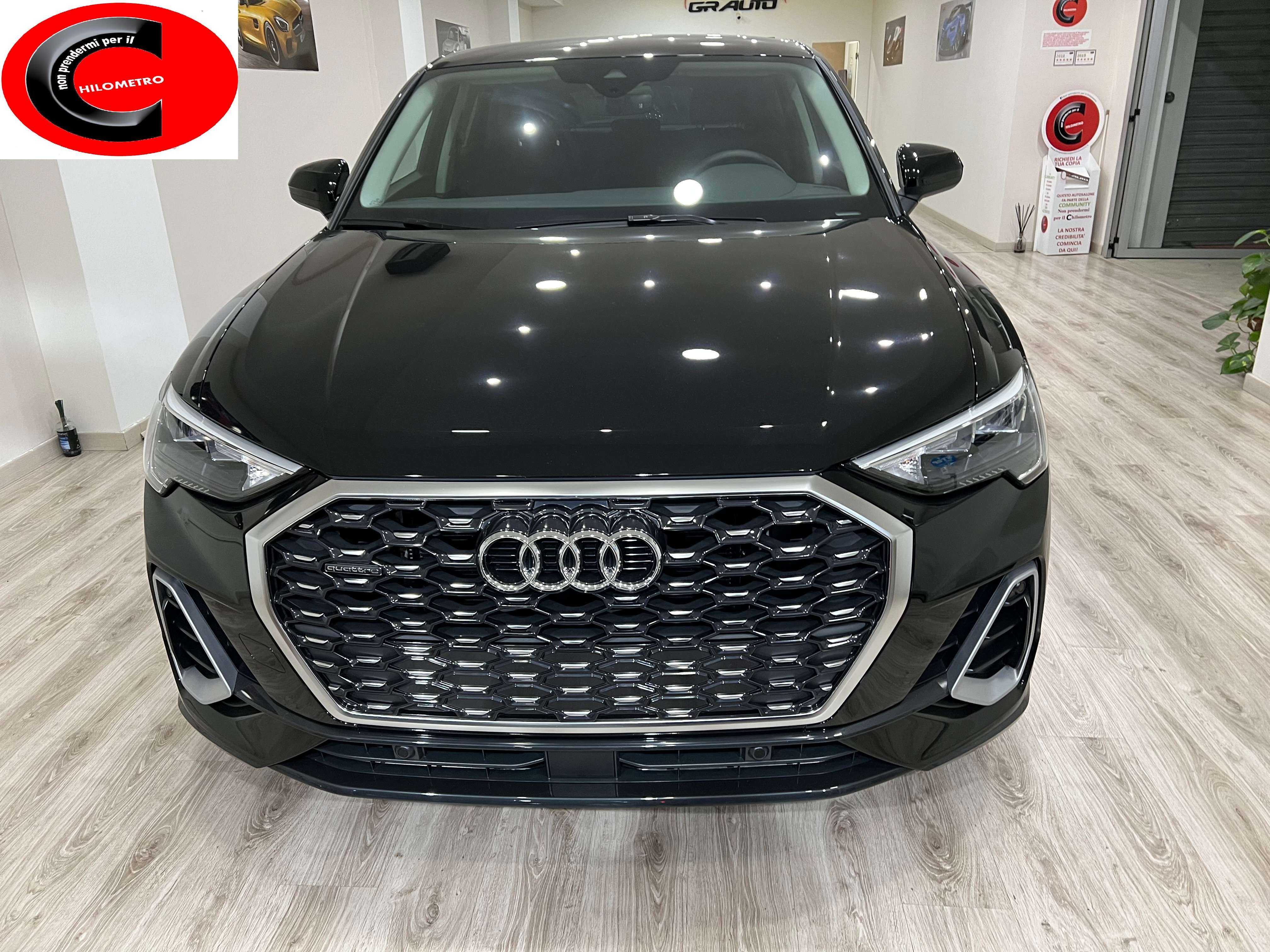 Audi Q340 TDI quattro S tronic Sline Automatica 200CV