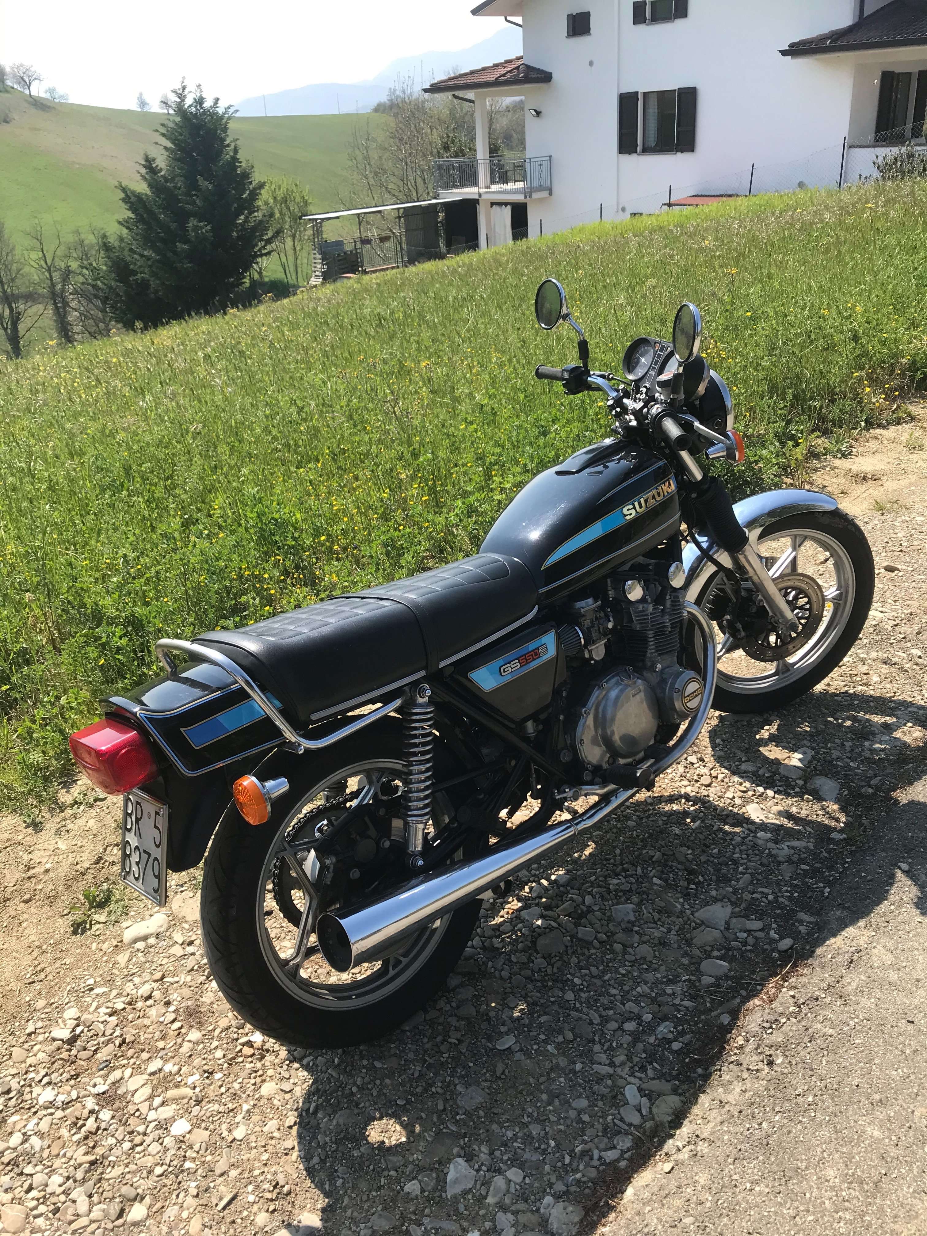 Suzuki GS 550E