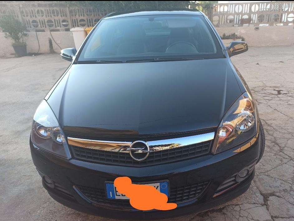 Opel AstraAstra GTC 1.7 cdti Cosmo 110cv E5