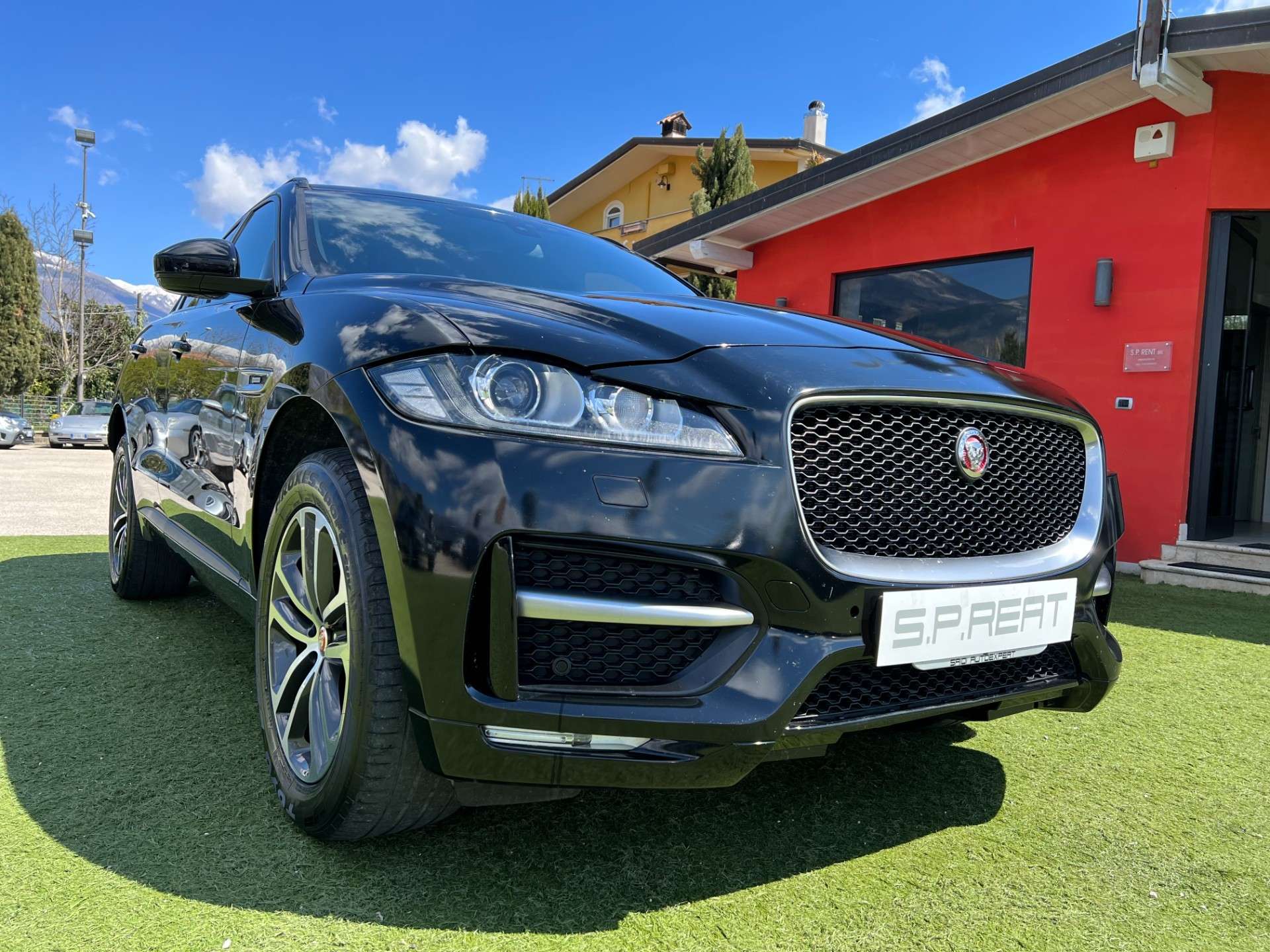 Jaguar F-Pace2.0 D 180 CV aut. R-Sport