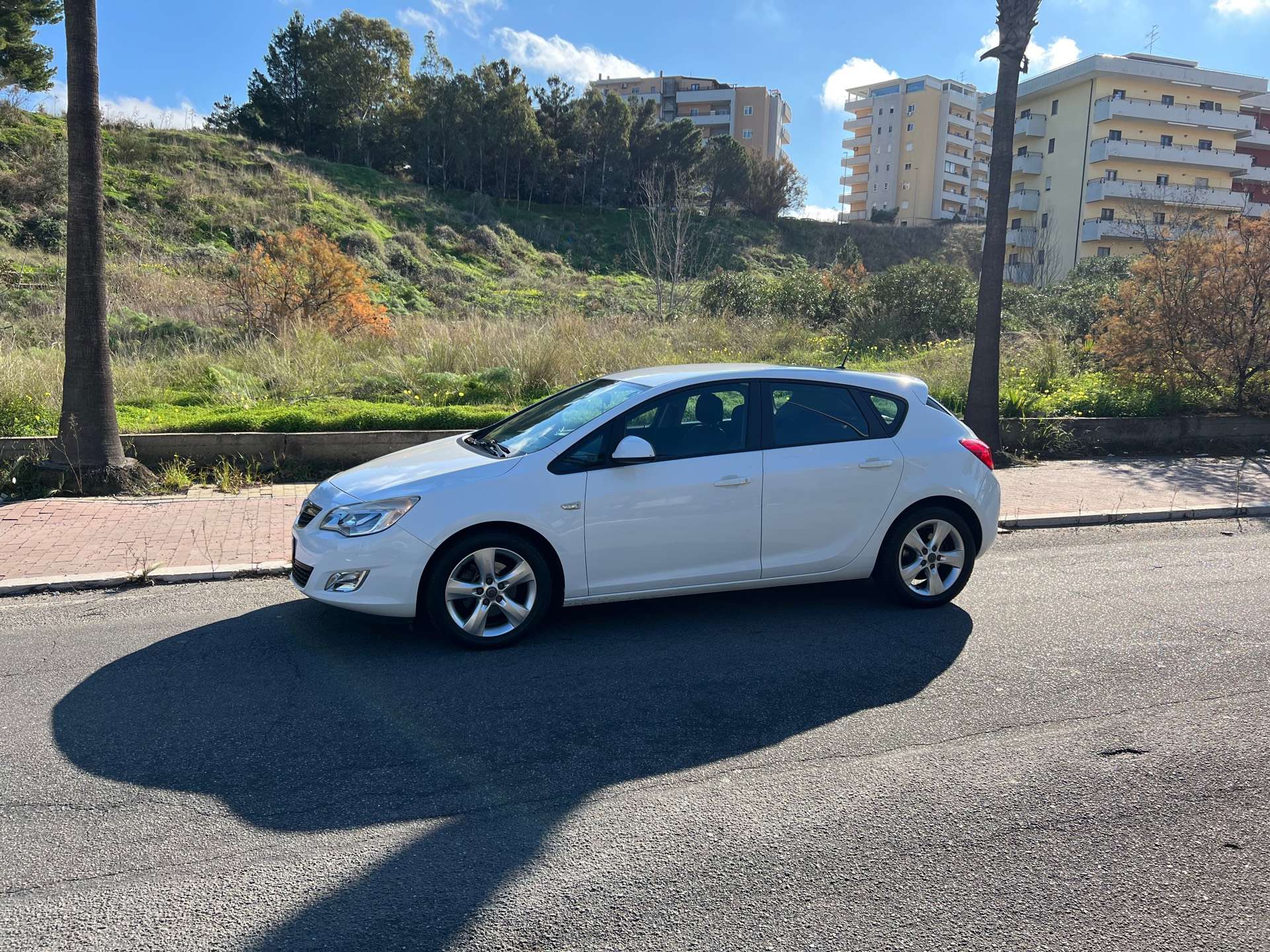 Opel Astra5p 1.7 cdti Elective 110cv