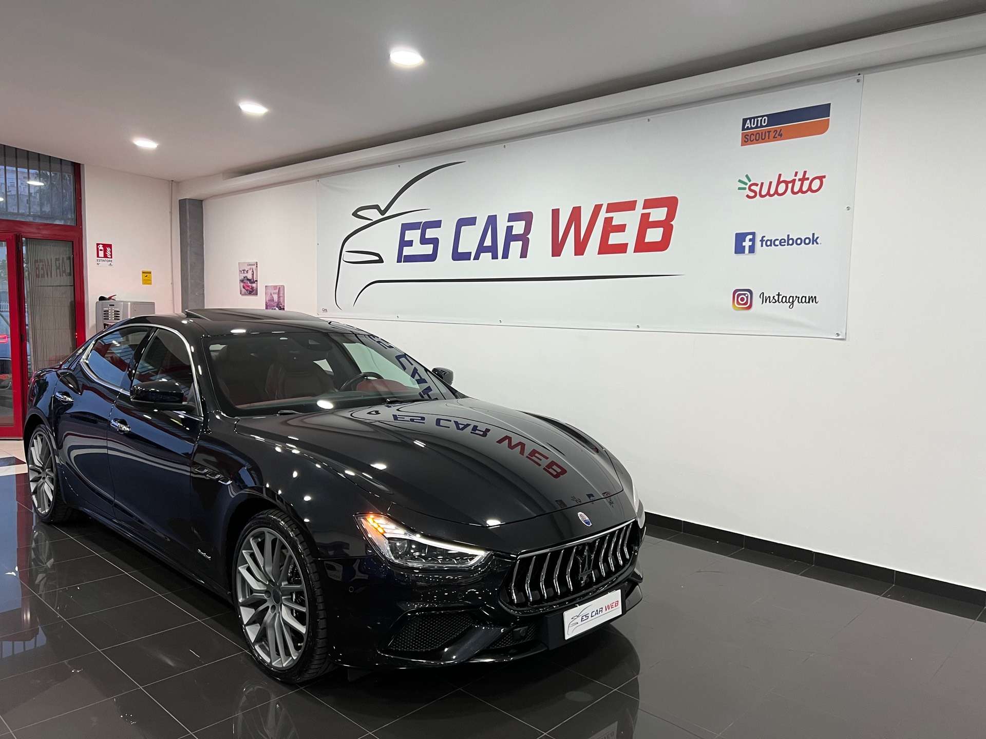 Maserati Ghibli3.0 V6 ds GranSport Nero Ribelle 275cv auto my19