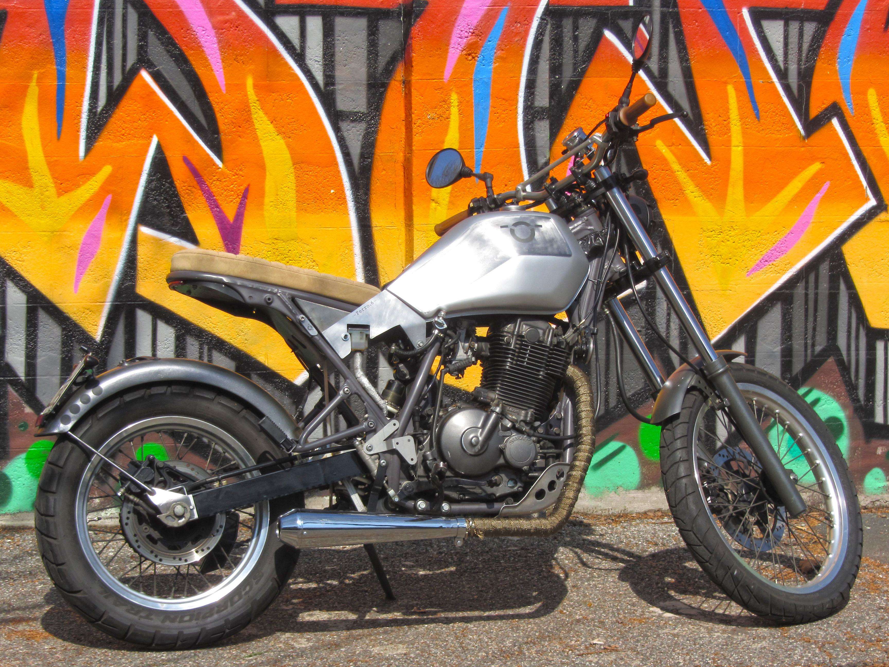 Suzuki DR 650Scrambler café special