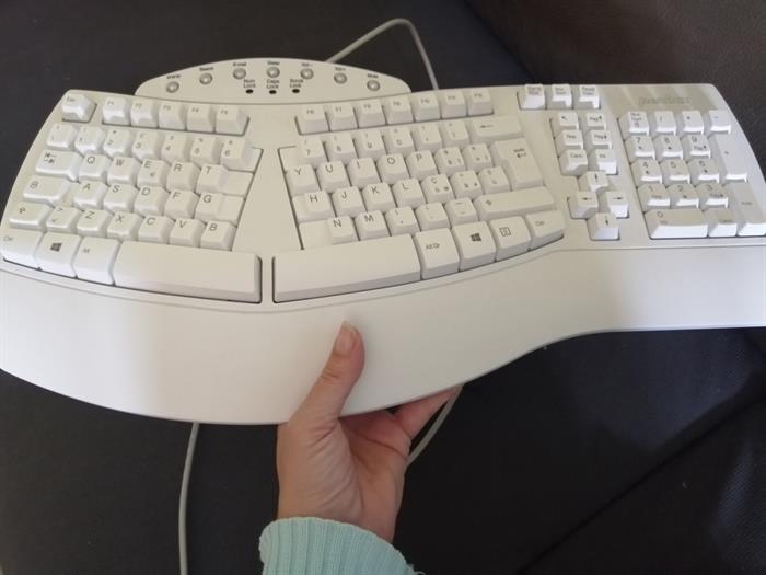 TASTIERA QWERTY ERGONOMICA BIANCA