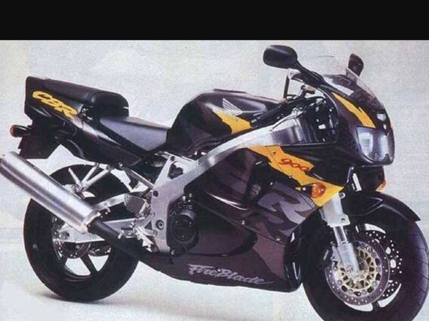 Honda CBR 900