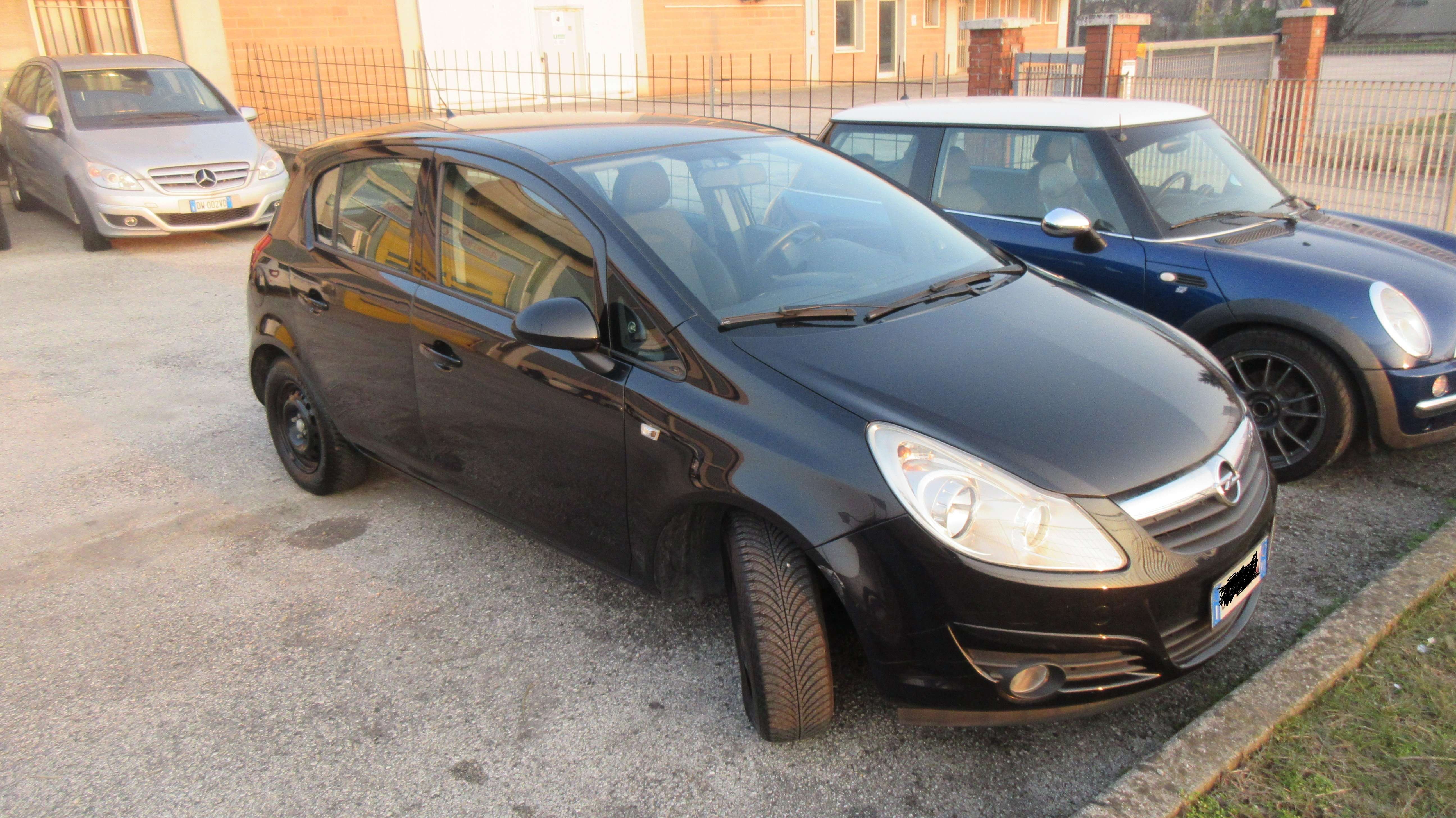 Opel CorsaCorsa 5p 1.2 Club