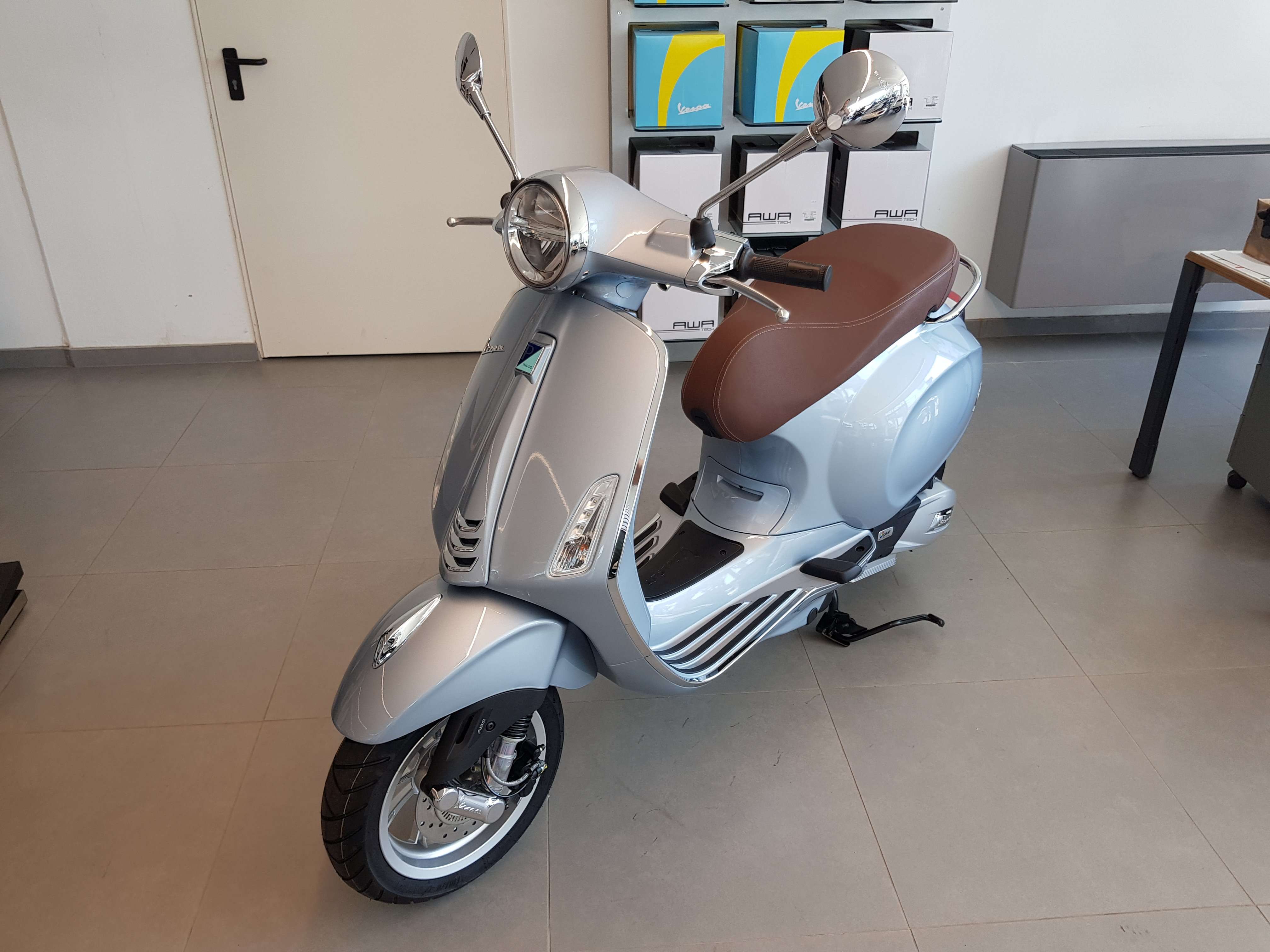 Vespa Primavera 125Euro 5 -NUOVO  PRONTA CONSEGNA!