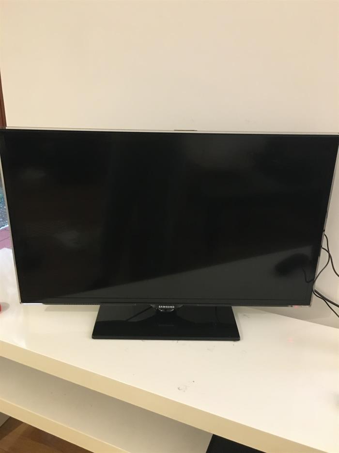 SAMSUNG SMART TV 32“