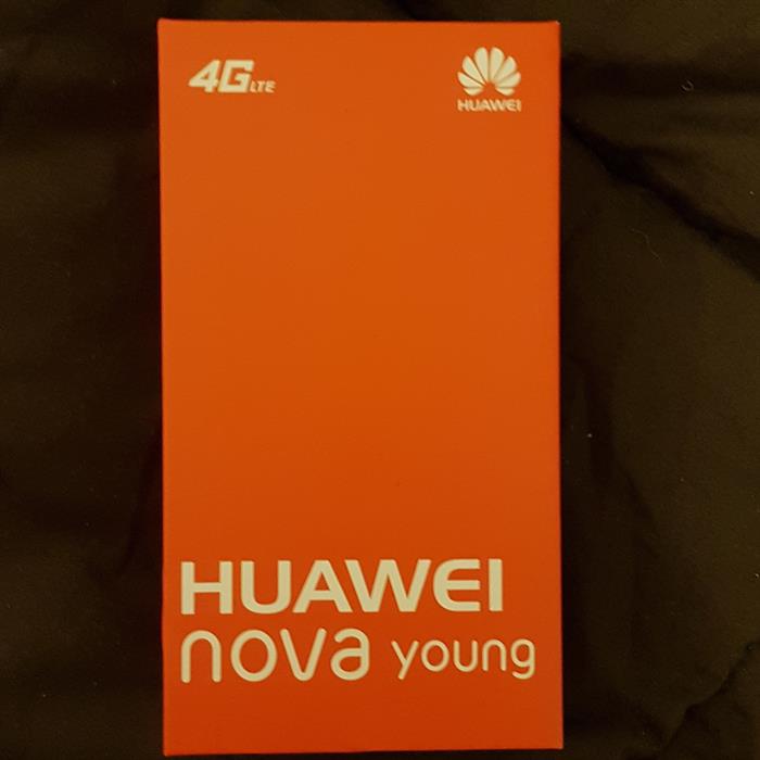 HUAWEI NOVA YOUNG