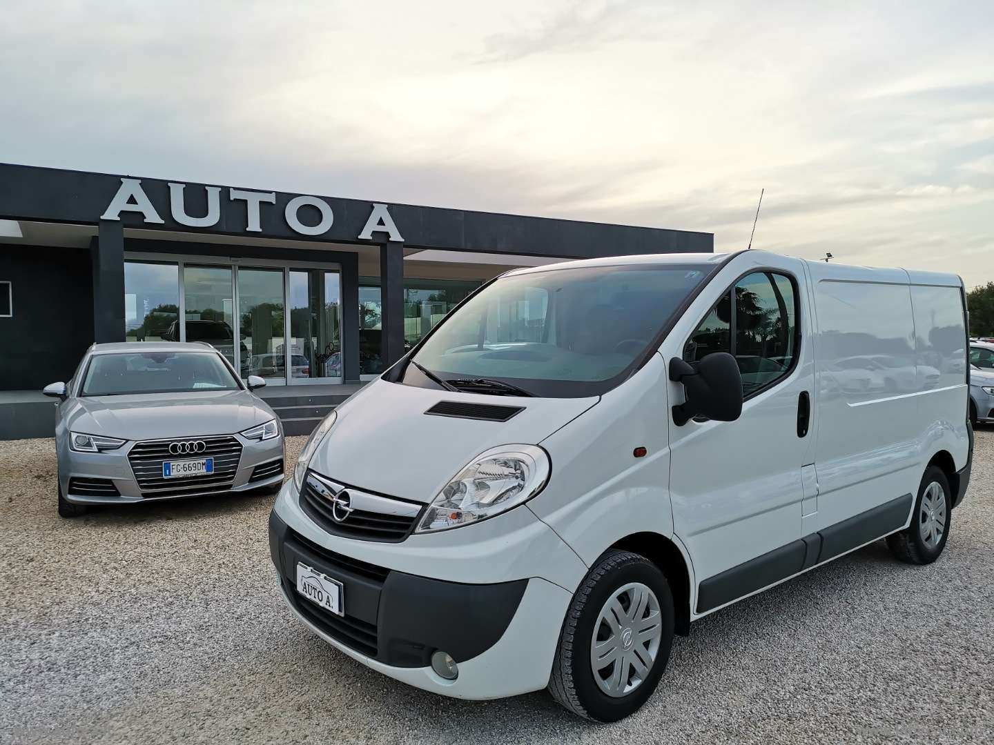 Opel Vivaro2.0 CDTI 120CV FURGONE