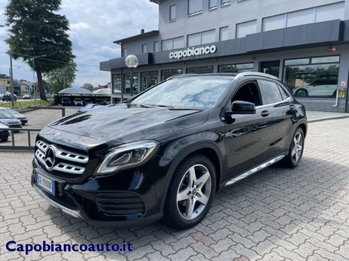 MERCEDES GLA (X156) GLA 180 Premium