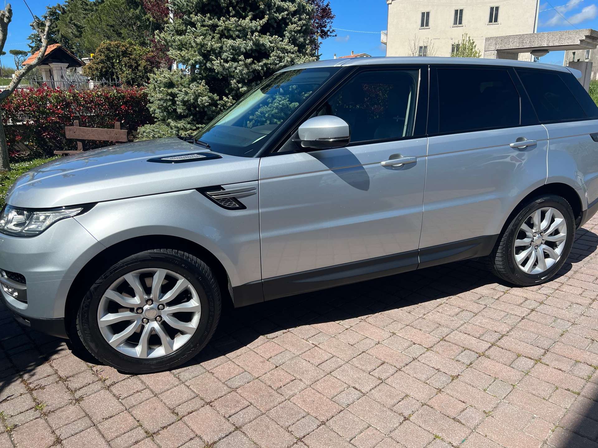 Land Rover Range Rover Sport3.0 tdV6 HSE auto