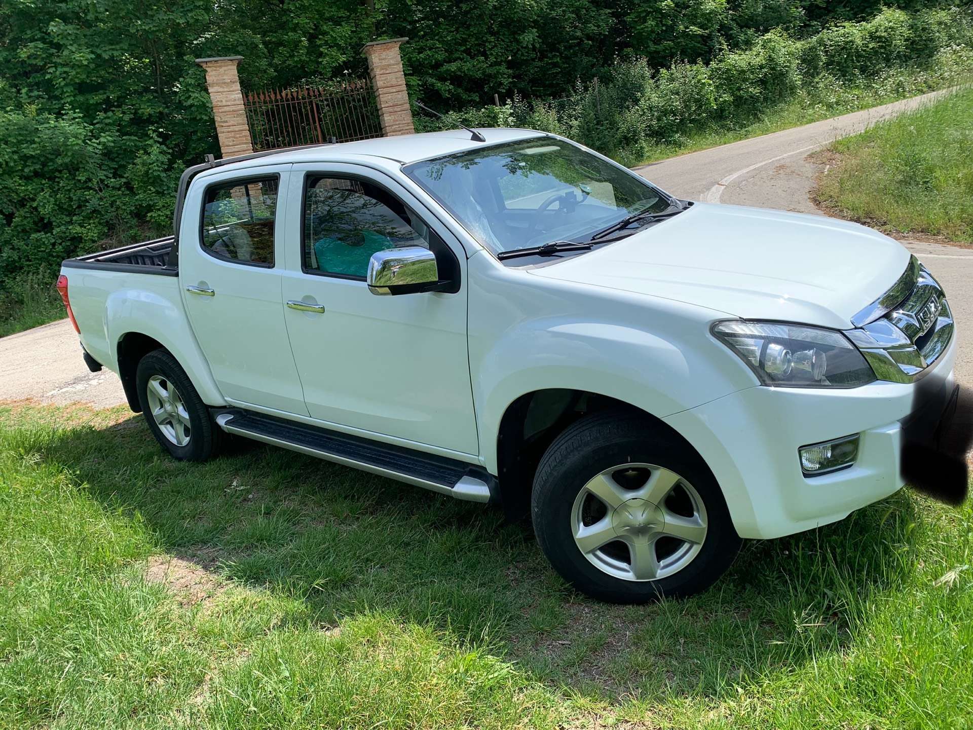 Isuzu D-Max2.5 td crew Quasar 4x4