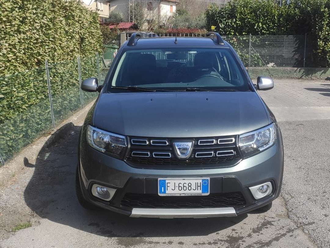 Dacia SanderoStepway 1.5 dci s&s 90cv easy-r