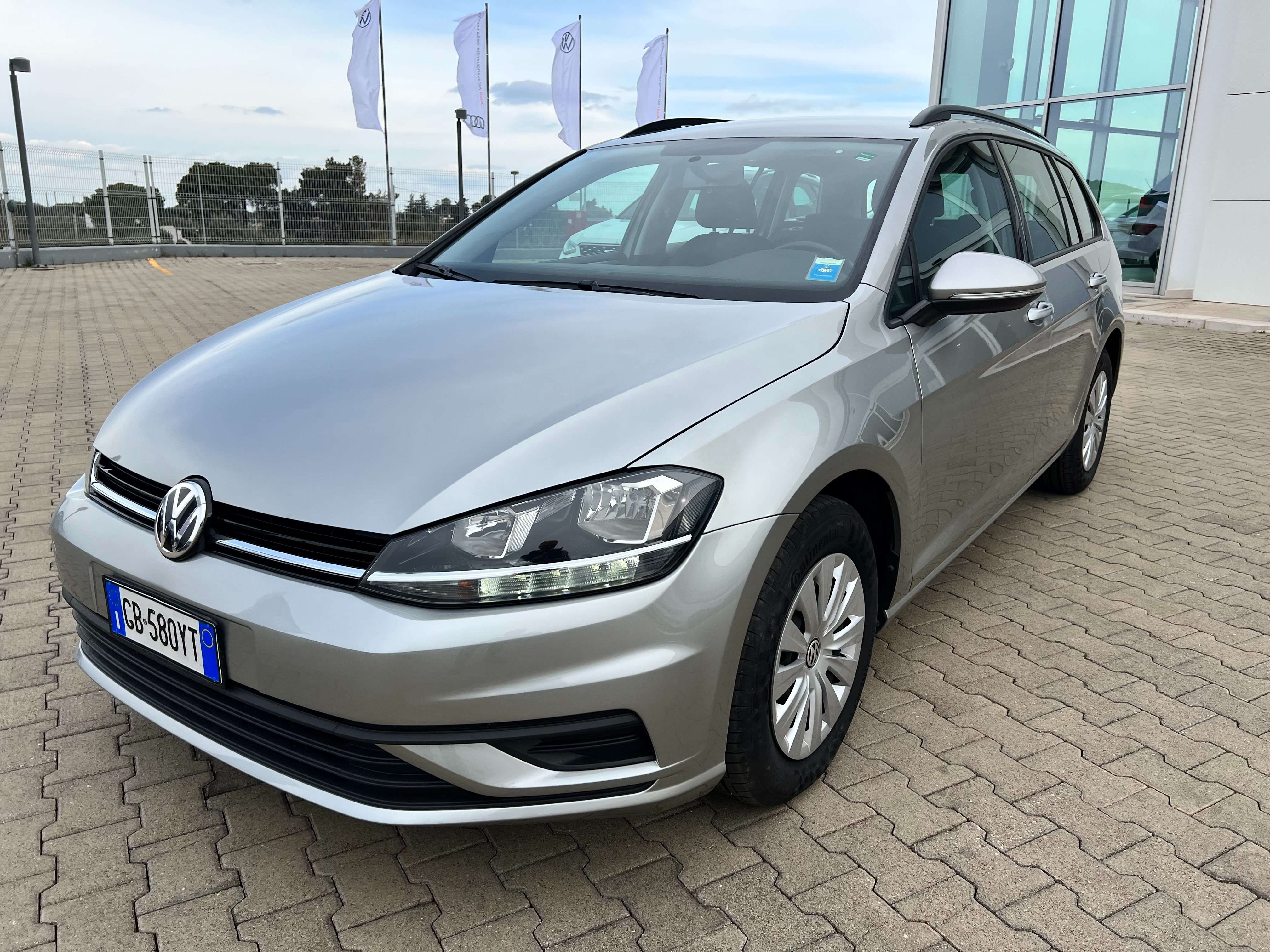 Volkswagen Golf Variant5p 1.6 tdi Trendline 115cv