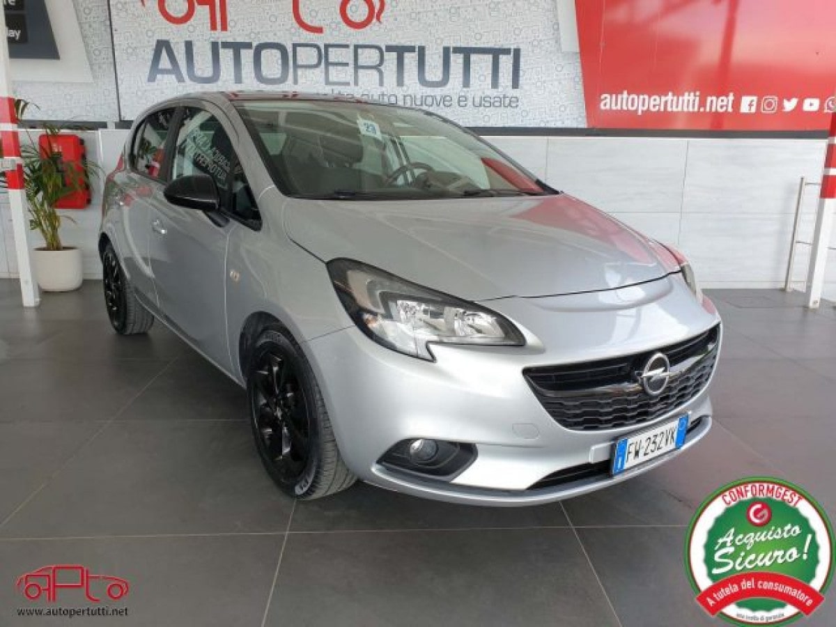 OPEL Corsa 5ª serie Corsa 1.2 5 porte Black Edition