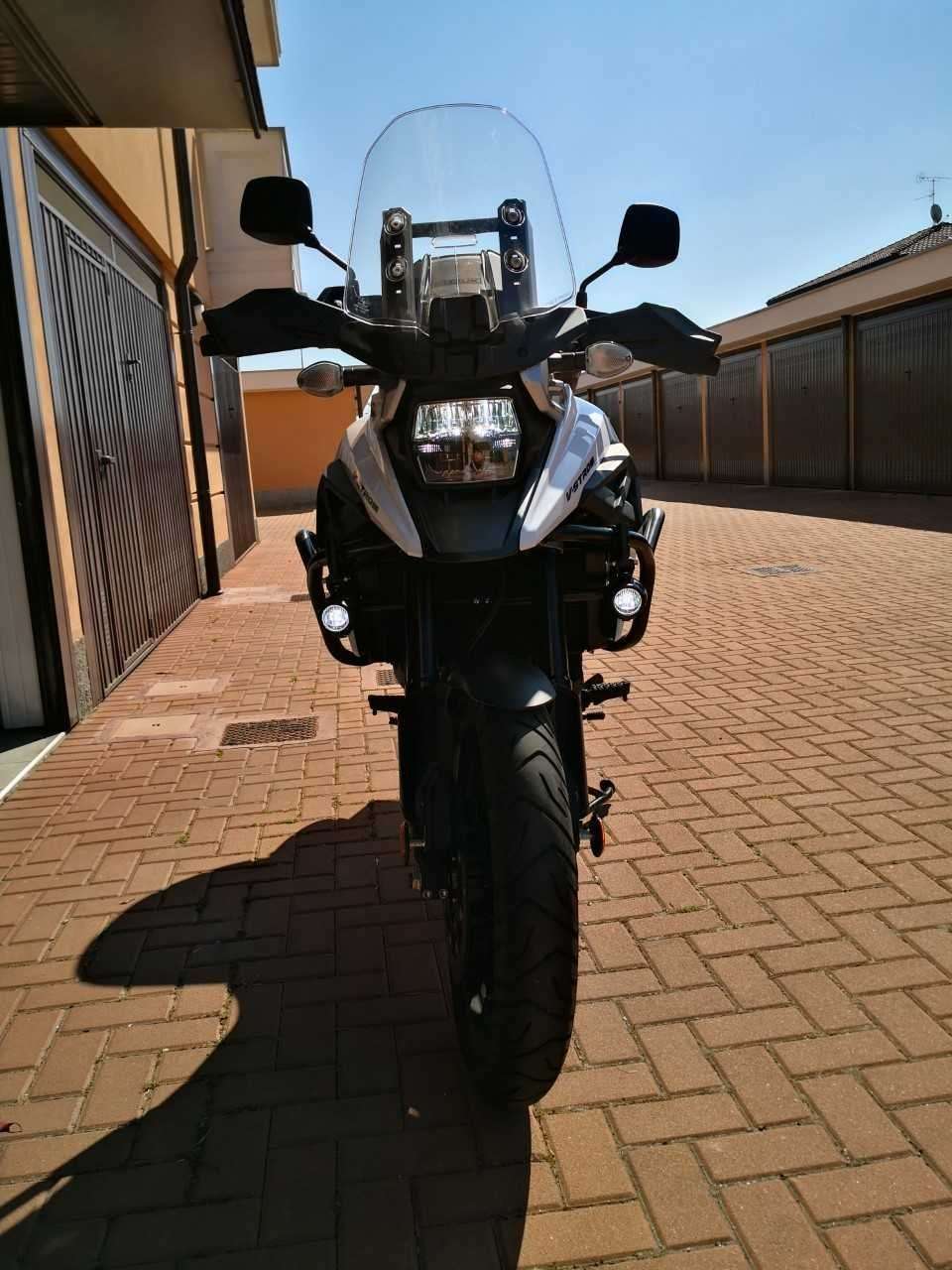 Suzuki V-Strom 1050Machi