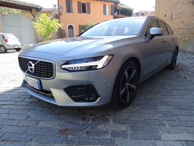 Volvo V90D4 Geartronic R-design