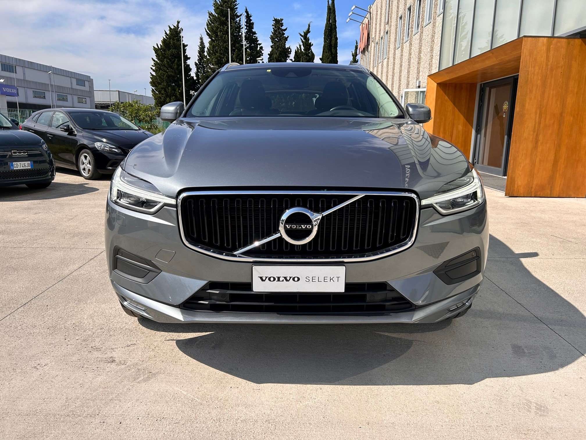 Volvo XC602.0 d5 Business awd geartronic my18