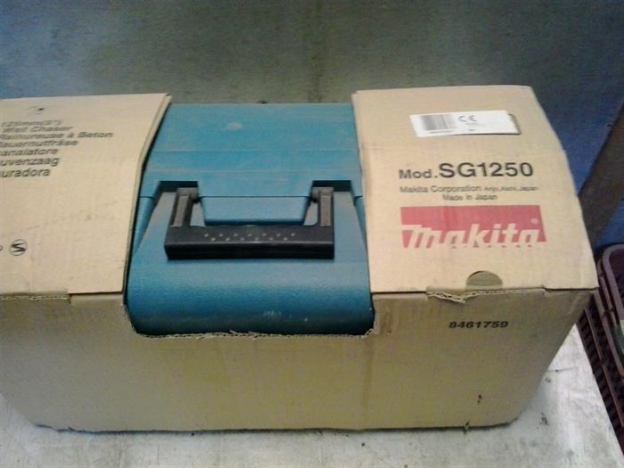 SCANALATORE MAKITA MODELLO SG 1250