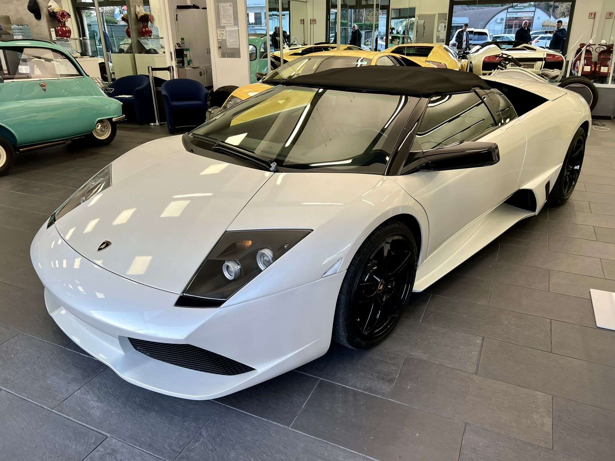 Lamborghini MurciélagoRoadster 6.5 LP 640 / LP640 ITALIANA