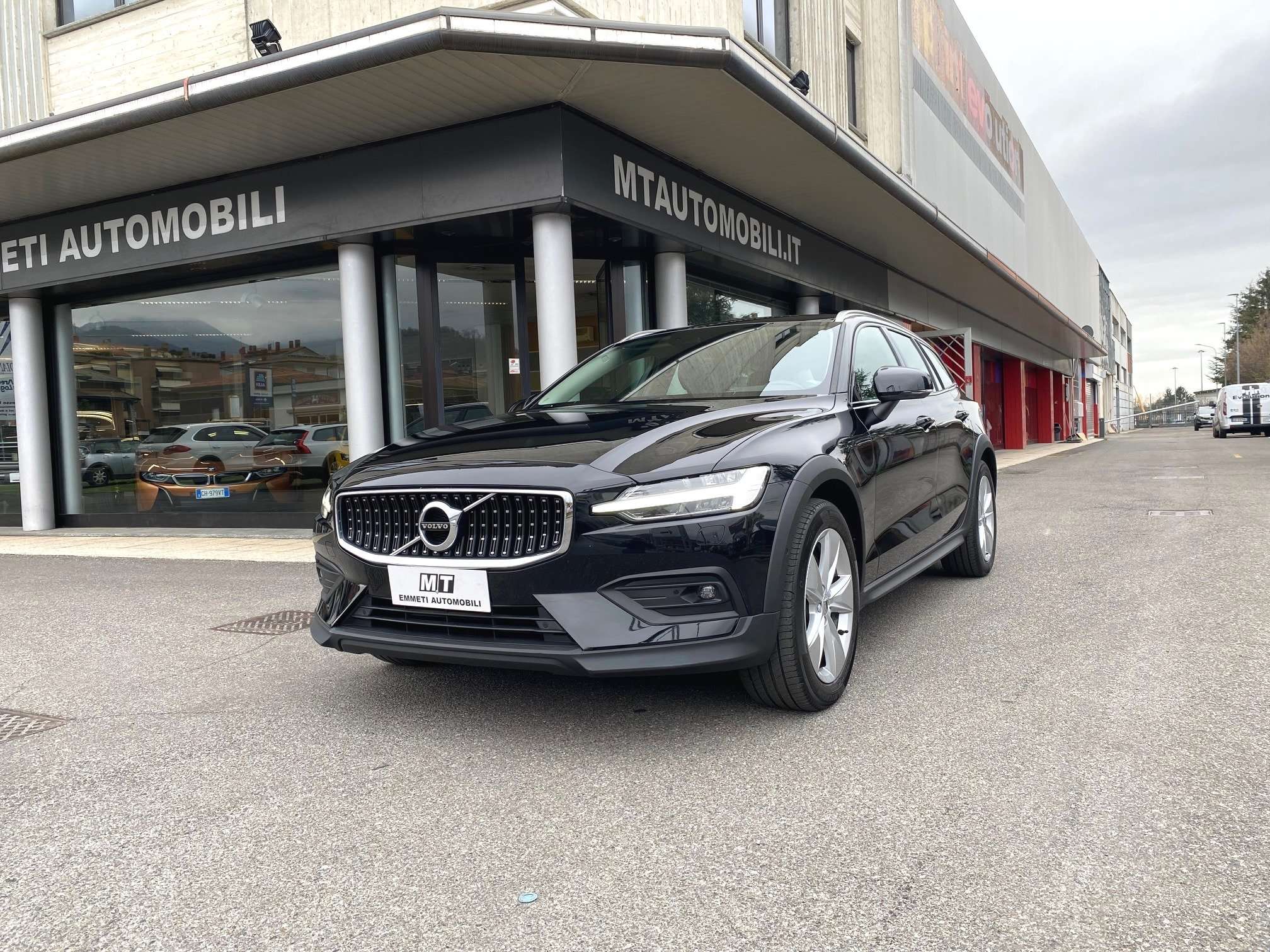 Volvo V60 Cross Country2.0 d4 Business Plus awd geartronic my20