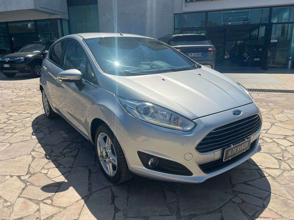 Ford Fiesta1.5 TDCi 75CV 5 porte Titanium