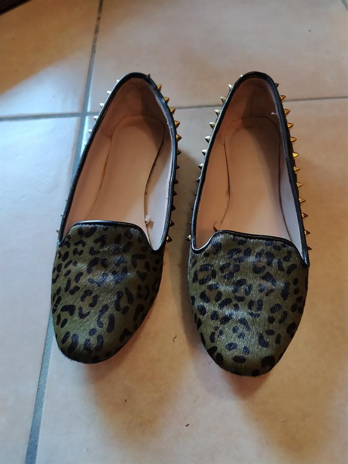 SCARPE MODELLO BALLERINE ZARA N.37