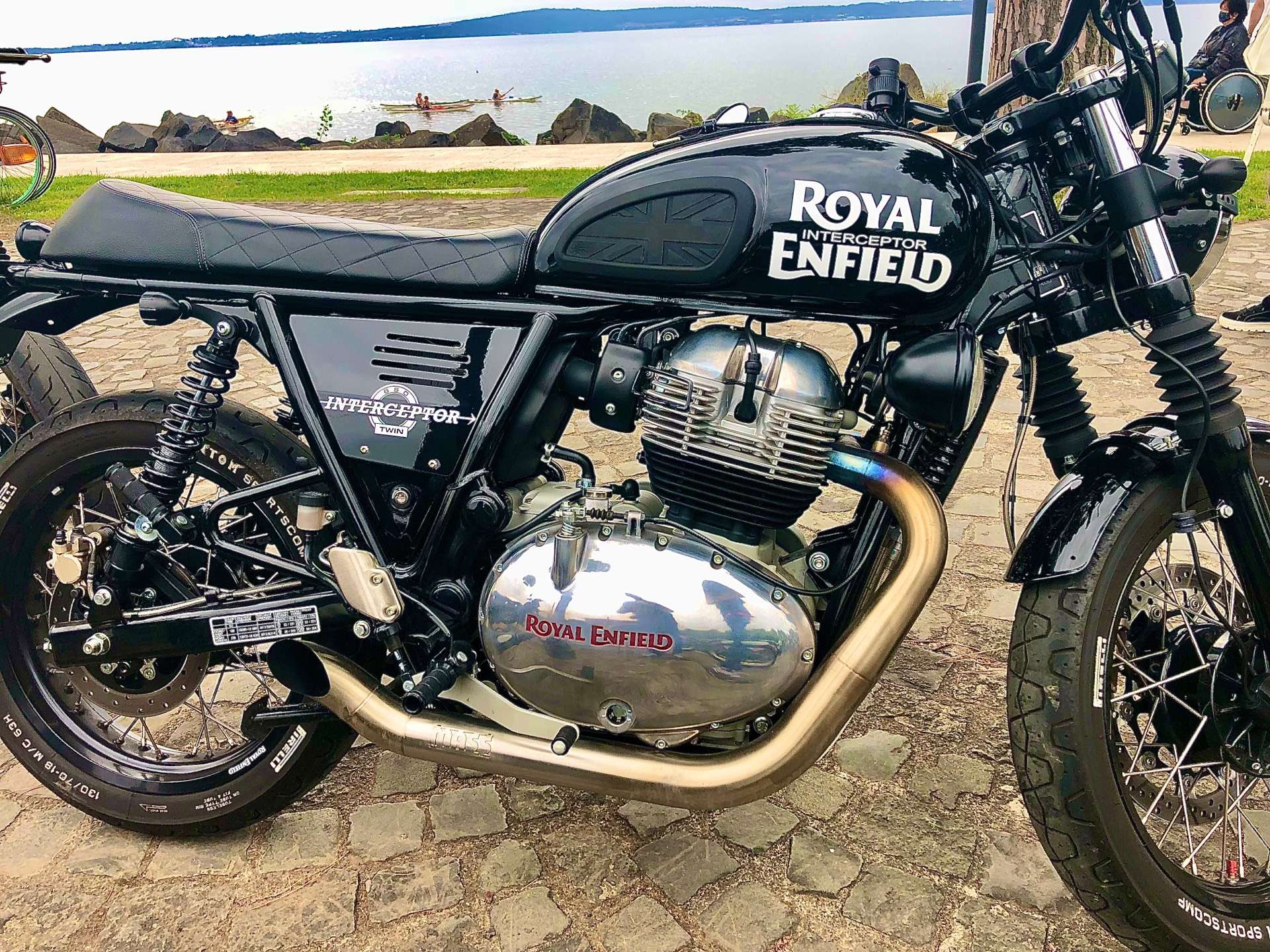 Royal Enfield InterceptorCAFETWIN CUSTOM