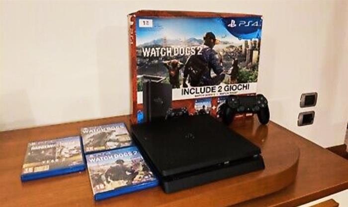 PLAYSTATION 4 1TB