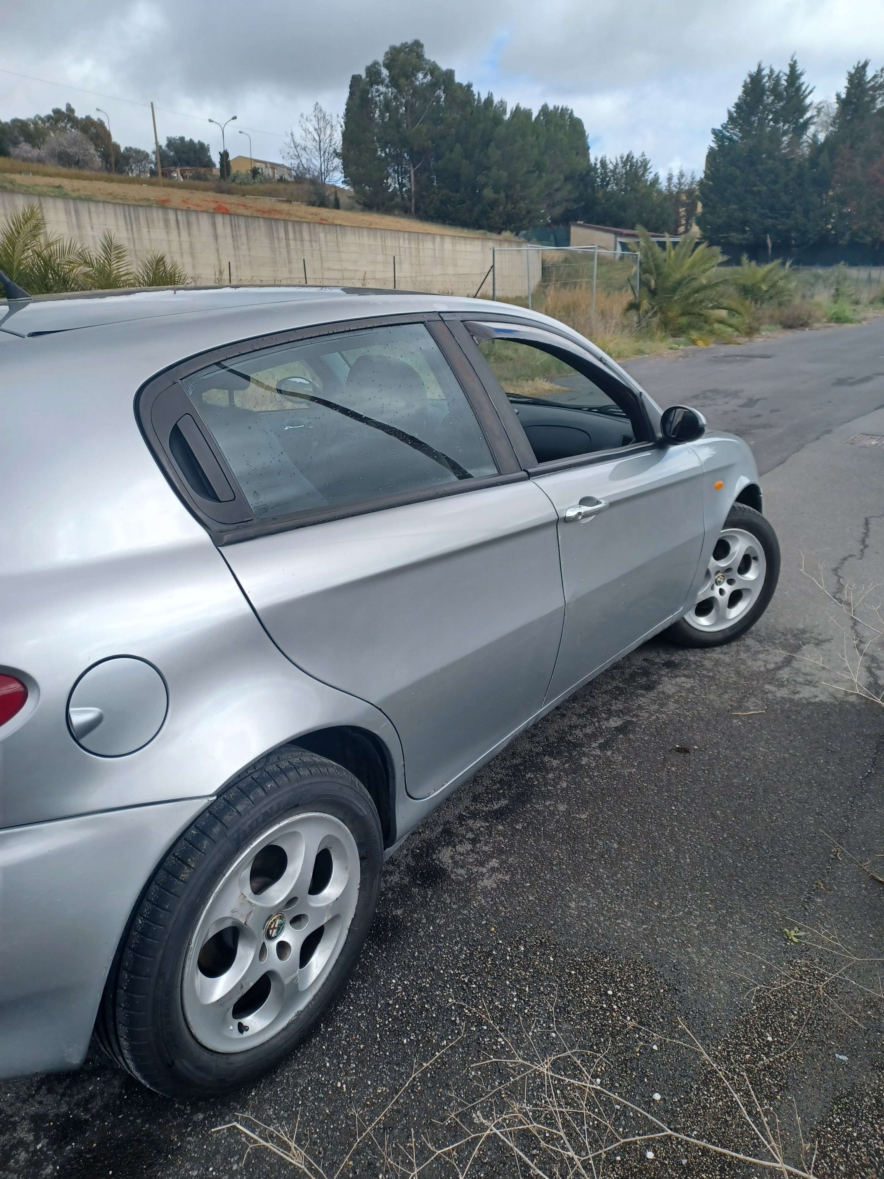 Alfa Romeo 1475p 1.9 jtd Distinctive 115cv