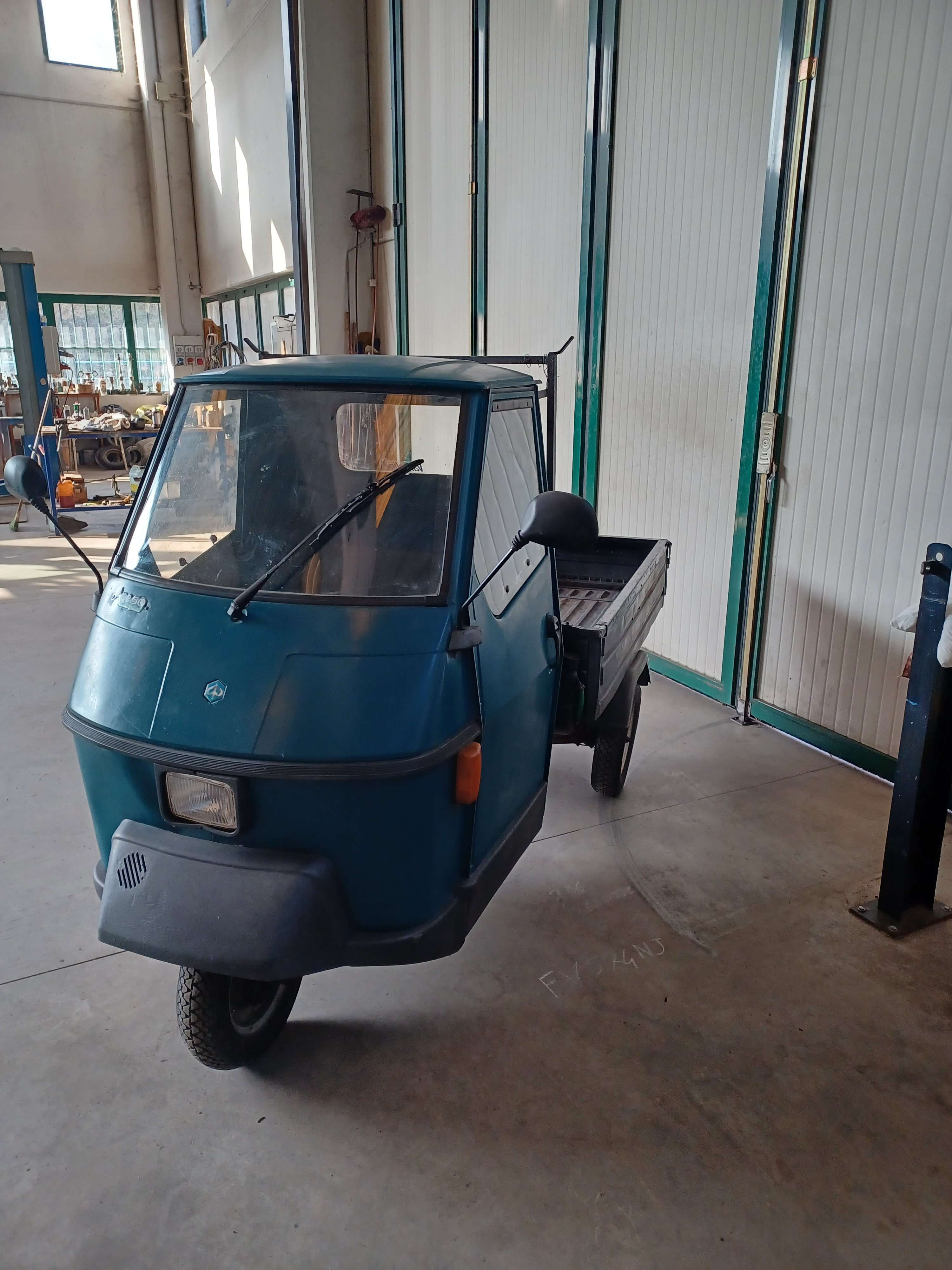 Piaggio Ape