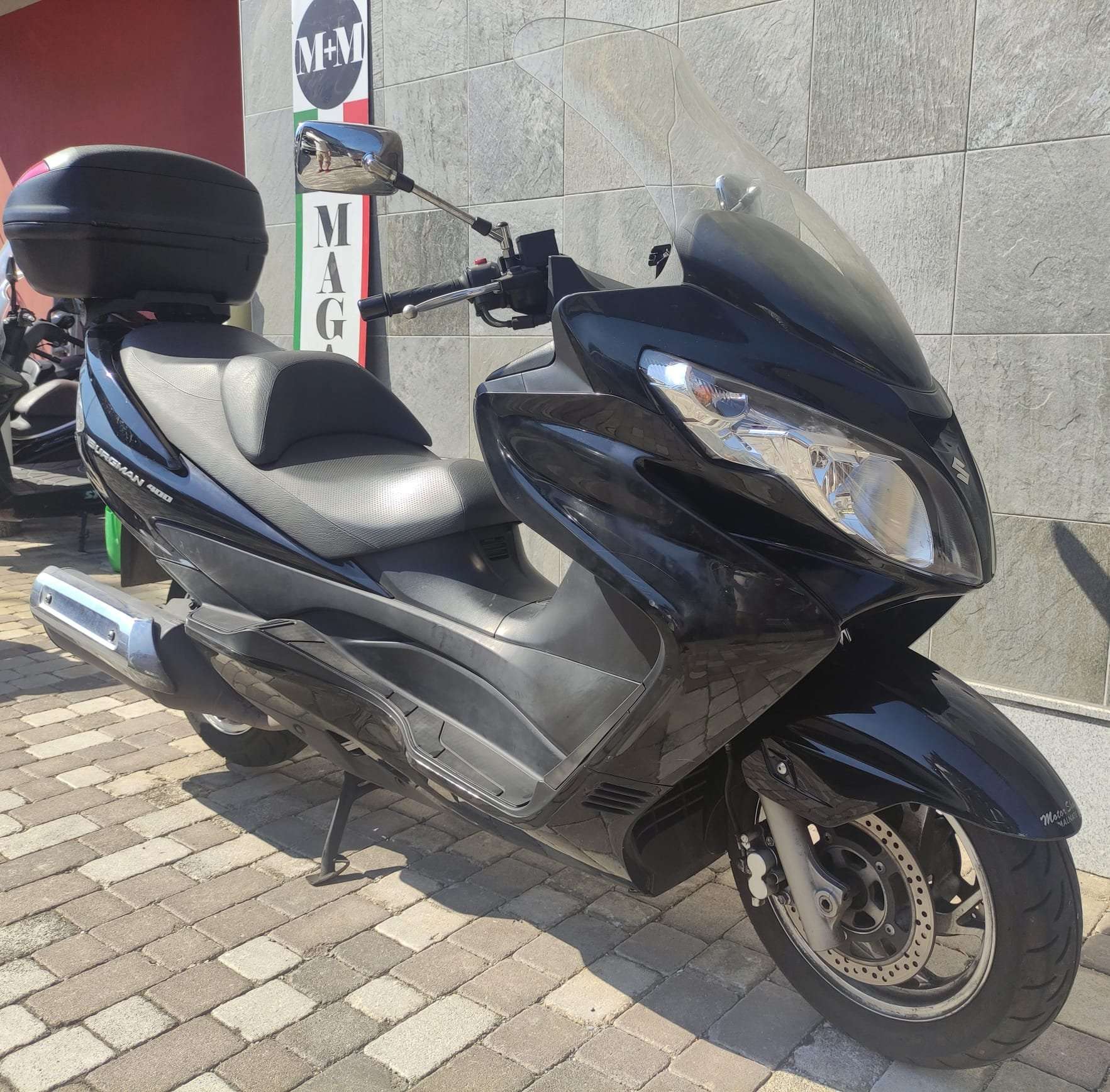 Suzuki Burgman 400