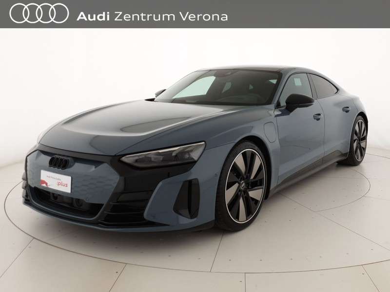 Audi e-tron GT530CV quattro Listino: 132.631€