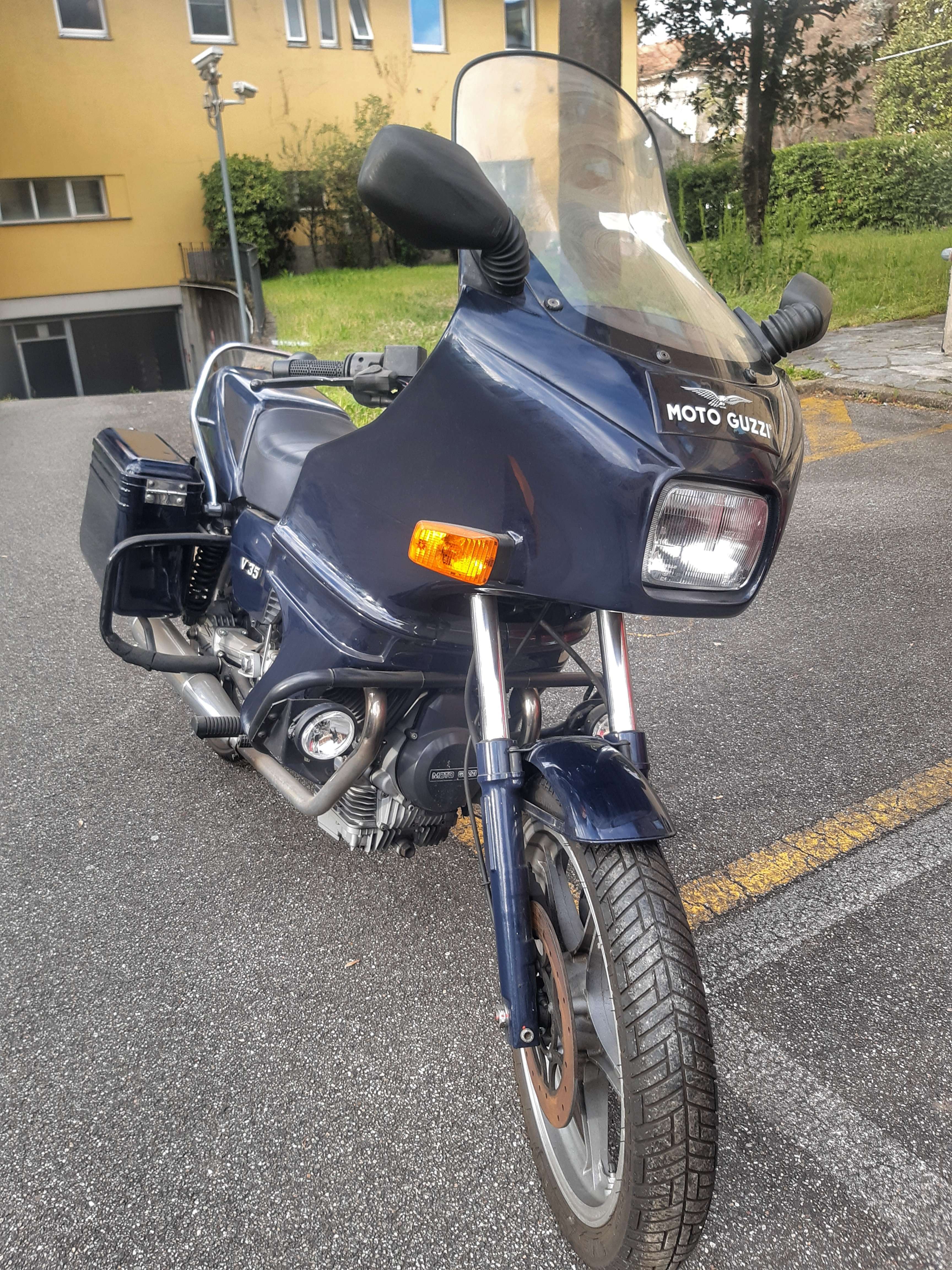 Moto Guzzi V 35ex CARABINIERI