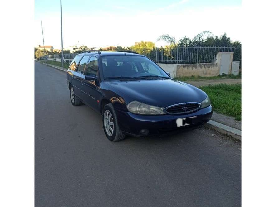 Ford MondeoSW 1.8 td Ghia 90cv. Rifatta frizione.