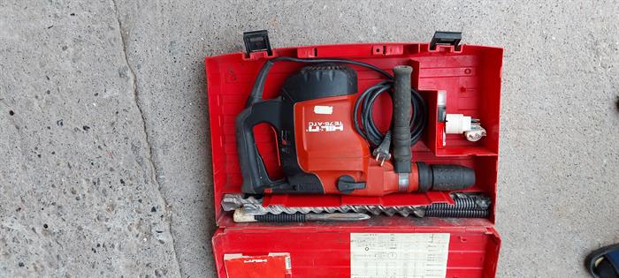 TRAPANO DEMOLITORE HILTI