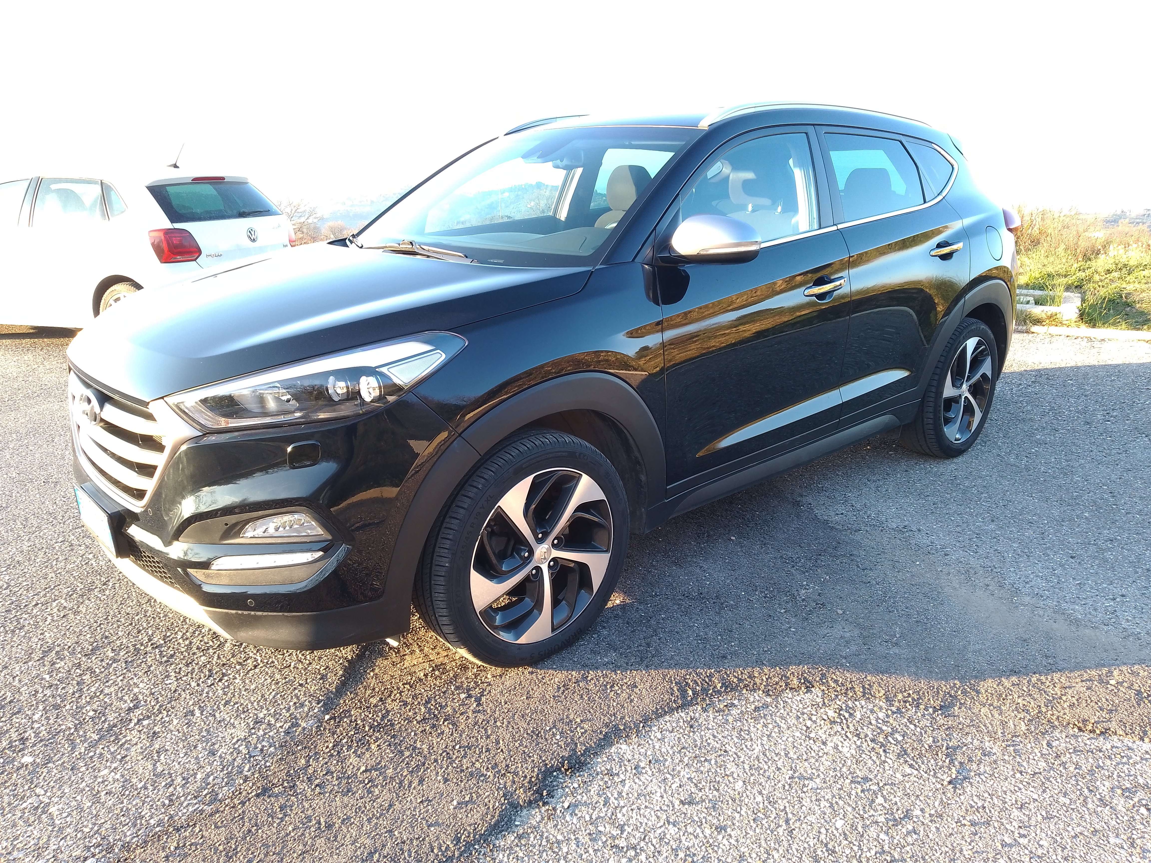 Hyundai TUCSON1.7 crdi Sound 2wd 115cv