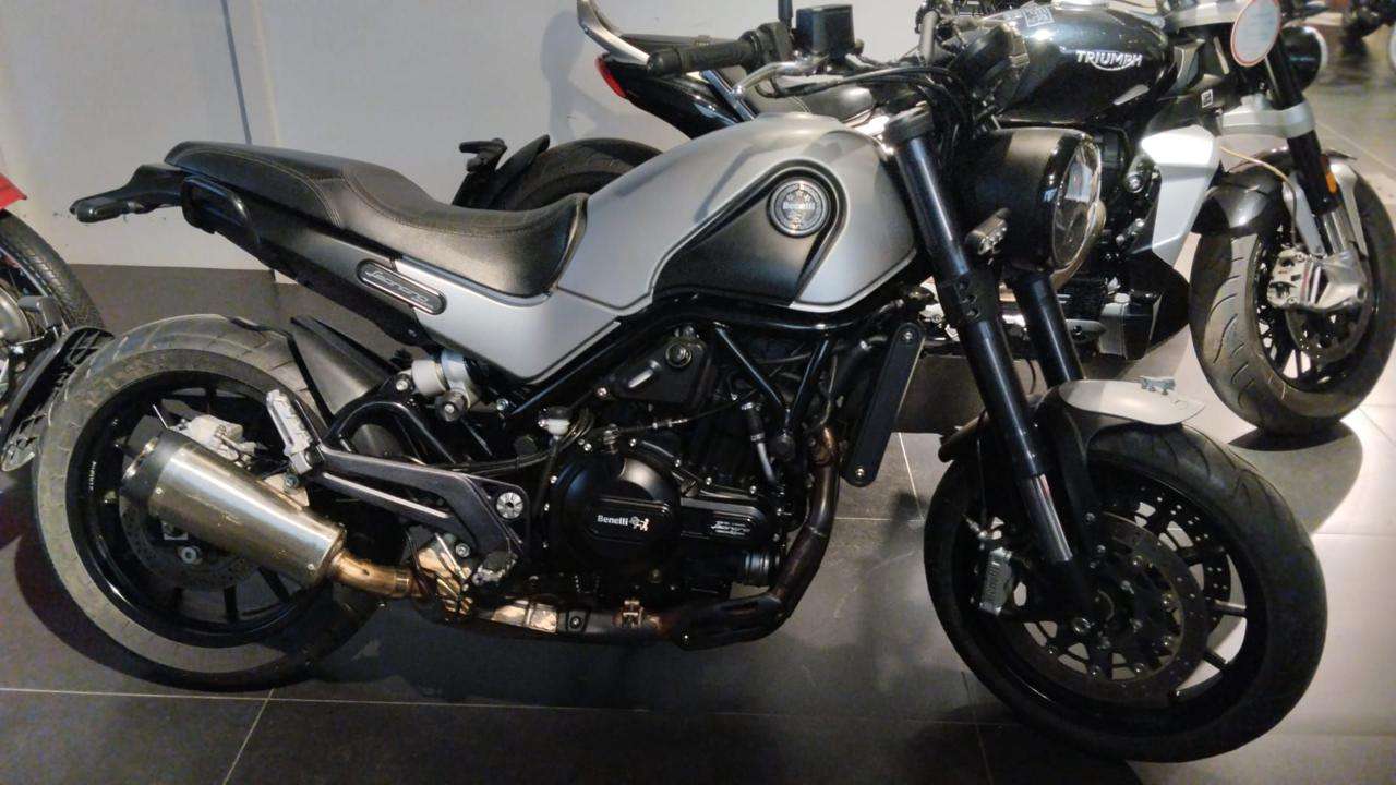 Benelli Leoncino 500 500