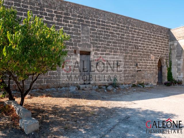 Antica masseria con volte d'epoca