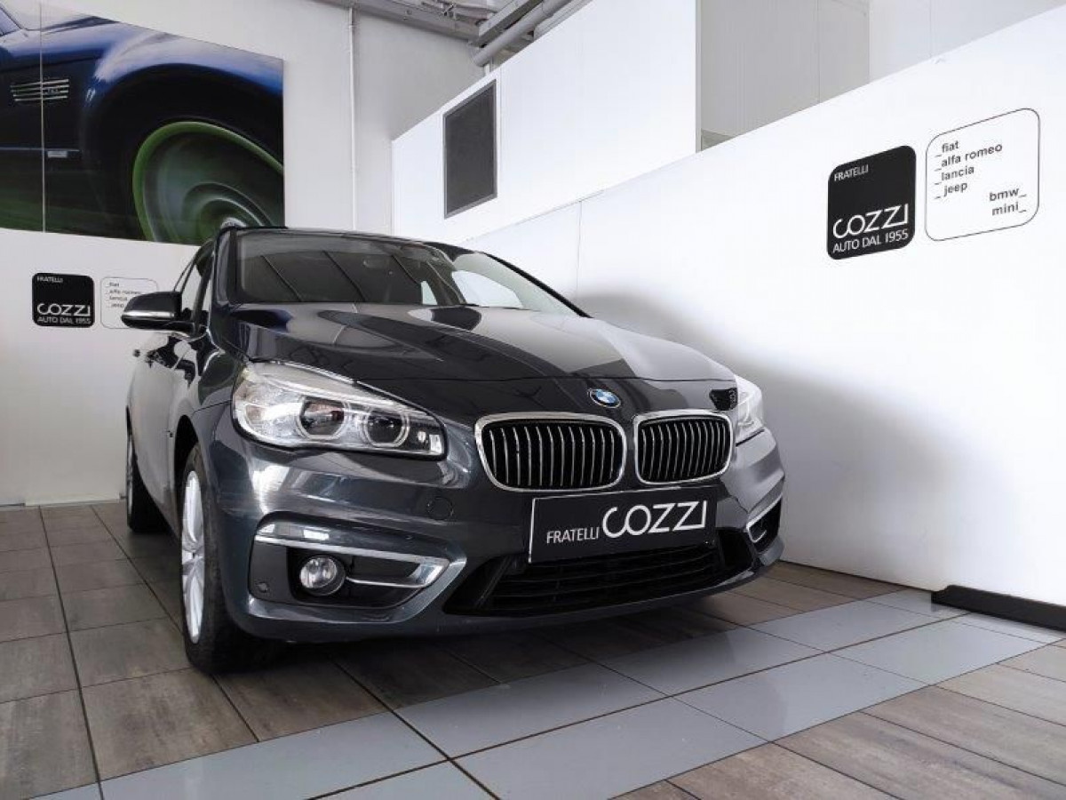 BMW Serie 2 A.T. (F45) 220d Active Tourer Luxury