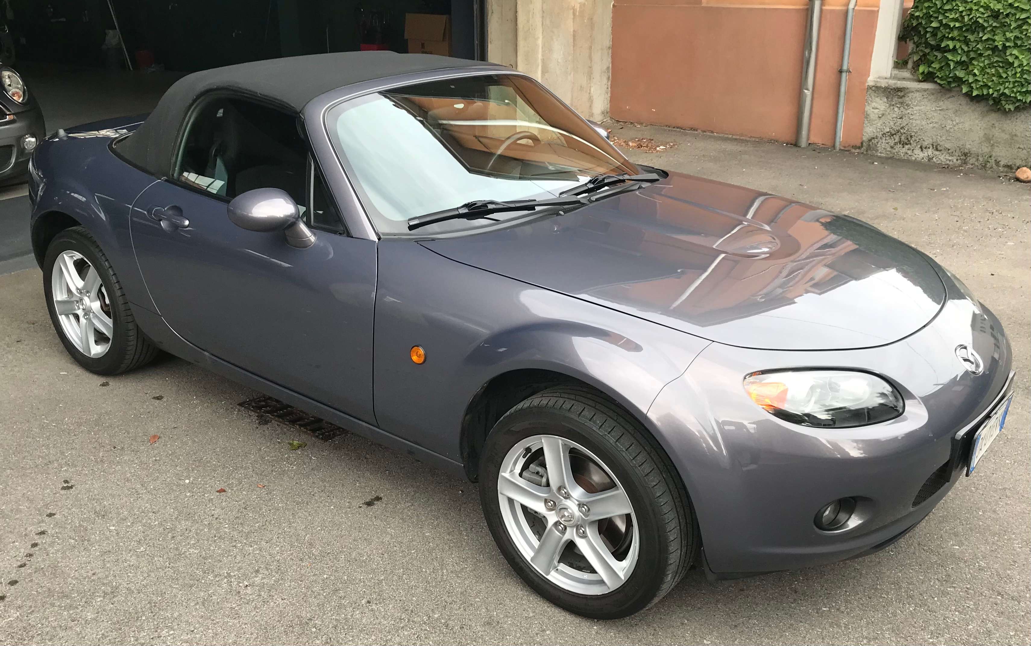 Mazda MX-5MX-5 1.8 Fire