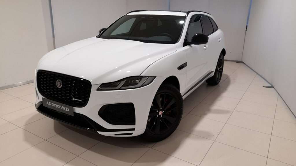 Jaguar F-Pace2.0 250 CV AWD aut. R-Dynamic Black